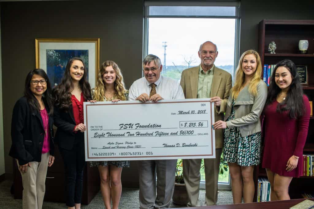 Delta Zeta Fulfills Pledge to Speech and Hearing Clinic – News & Events